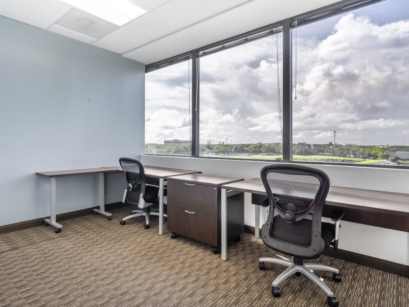 Flexible Office Space in Miami Lakes, FL | No Lock-In from $506/mo