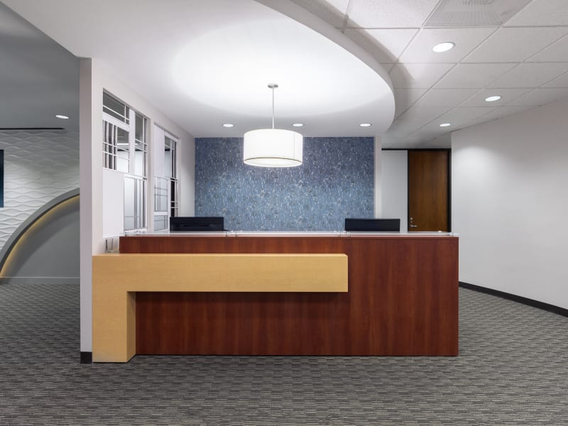 1 Person Coworking Space at 1 Riverway Dr, Houston | Office Hub
